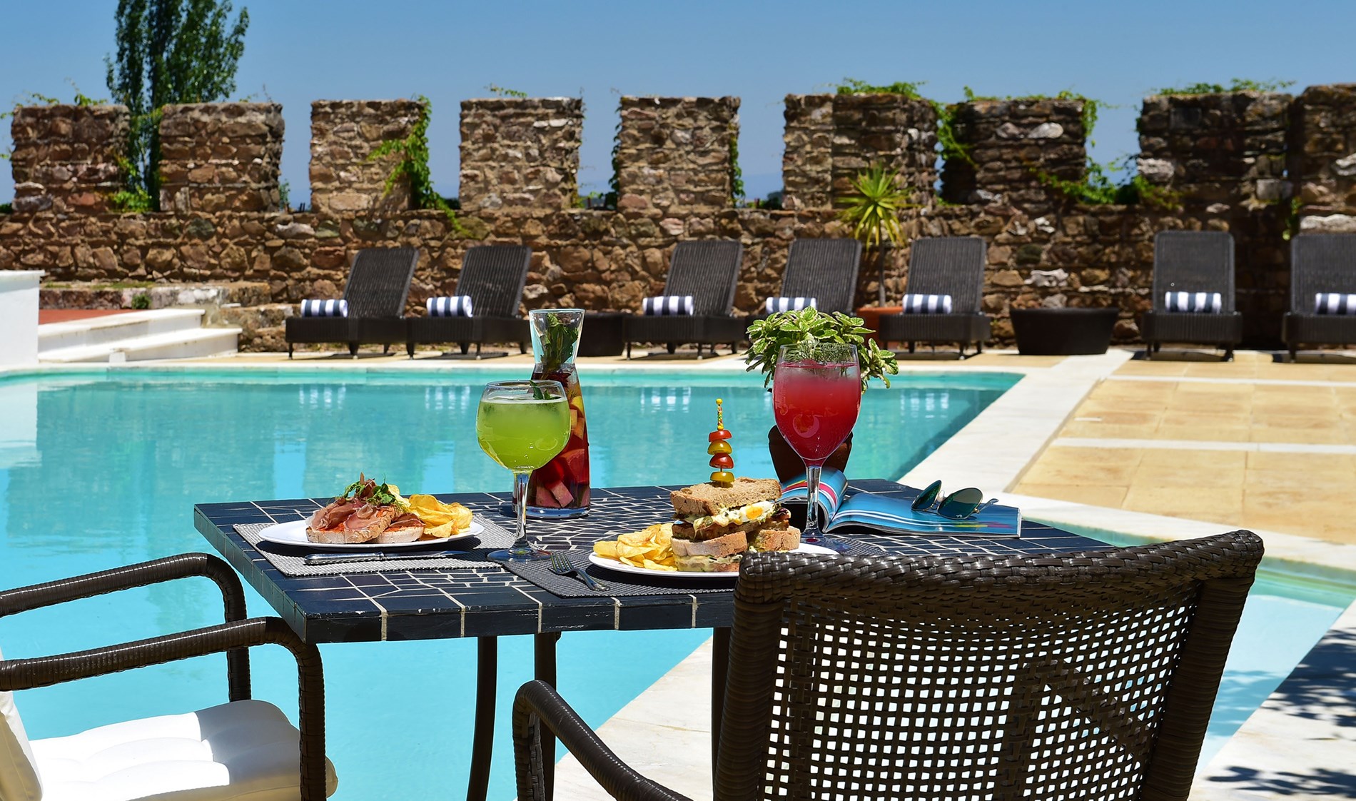 Hotel in Estremoz? Book at Pousada Estremoz Official Website!