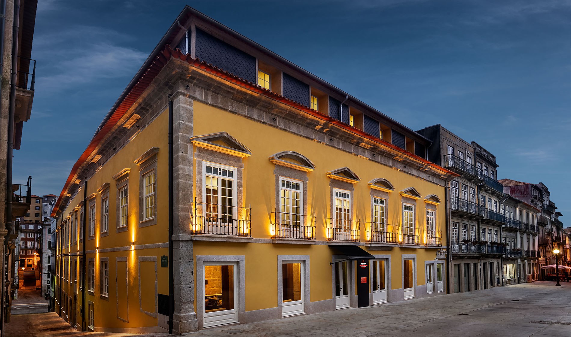 Hotel in Porto? Book at Pousada Porto Official Website!
