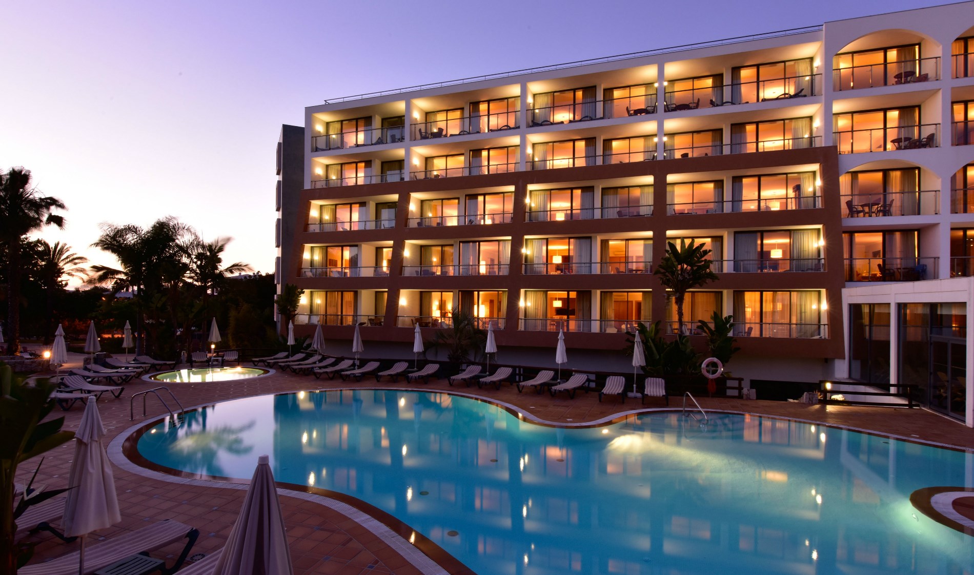 Aparthotel in Algarve? Book at Pestana Alvor Park Official Site!
